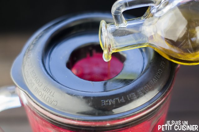 Gaspacho de betterave rouge au fromage frais (recette facile)