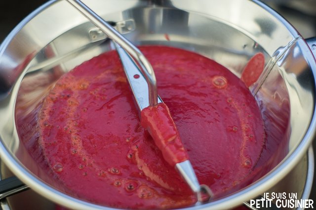 Gaspacho de betterave rouge au fromage frais (recette facile)