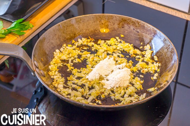 Recette de congre en sauce verte (ail et persil). Facile et très savoureux.