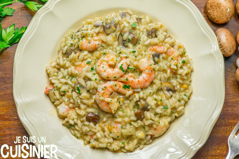 Recette de risotto aux champignons et aux crevettes. Facile et délicieux